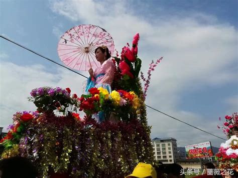 一年一度鬧元宵，看看永定客家大撫市「走古事」的熱鬧場面 每日頭條