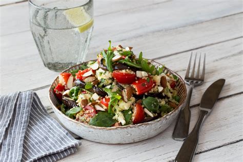 Bunter Couscous Salat Mit Gebackener Aubergine Paprika Rezept HelloFresh