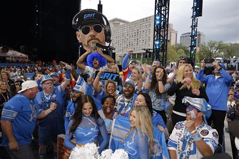 Detroit Lions Announce Six Captains For The 2023 Season