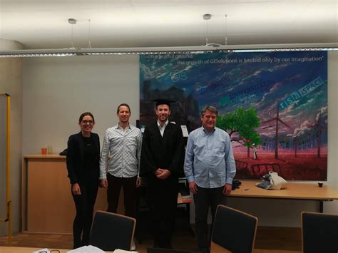 Zgis Experts For The Spatial View Predicting Crime Locations