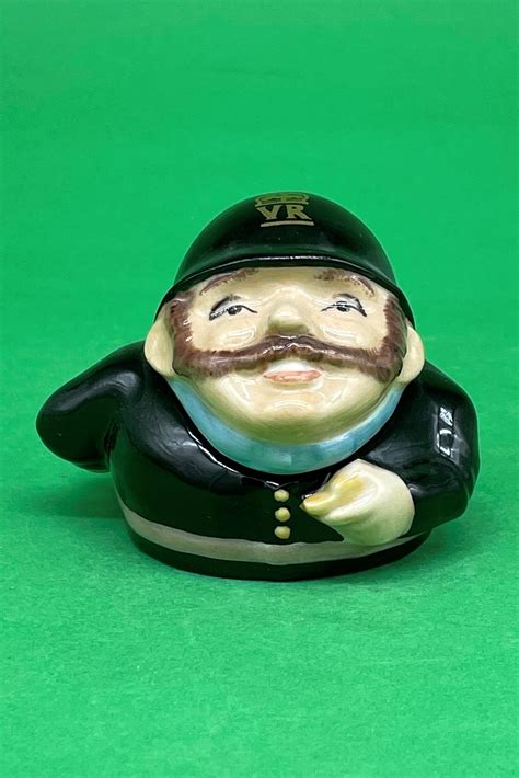 British Bobby Face Pot Kevin Francis Circa 2001