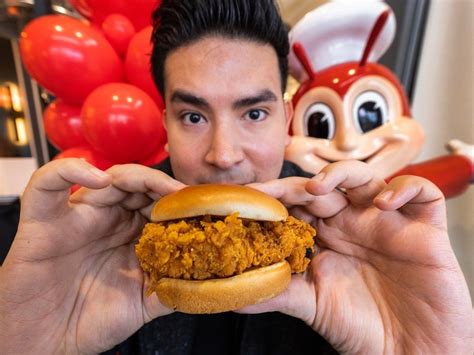 Diners Flocking To Metro Vancouvers Burgeoning Fried Chicken Scene