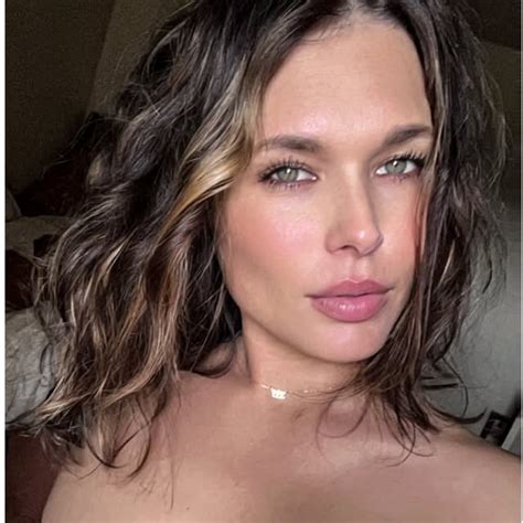 ʙʟ🜁ɪʀᴇ Blaire Wood • Threads Say More