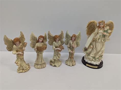 7 Pieces Of Resin Angel Figurines