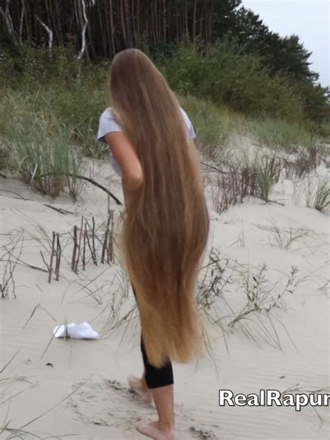 Long Hair Panosundaki Pin