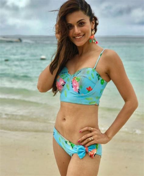 10 Hot Sexy Taapsee Pannu Bikini Pics