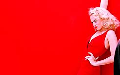 Tumblr OdlvoakEFQ Tqoojmo Gifv