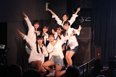 西スポhkt48取材班 On Twitter 最後のヒーローポーズをもう一度。本村碧唯 さんの計らいで実現した1枚であることを明記して