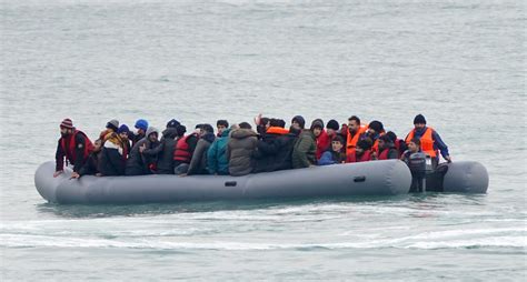 Migrant Crisis Asylum Backlog Hits Record High As Sunak Fails To Get