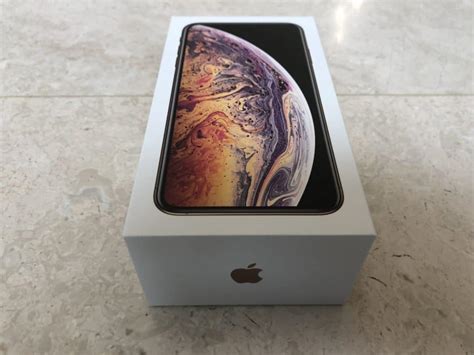 Unboxing The Stunning Gold Iphone Xs Max Iphone Hacks Iphone Ipad Ios Blog