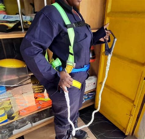 Full Body Harness Tekiria General Suppliers Ltd