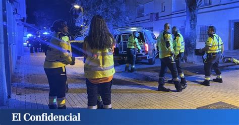 Un Hombre Muy Grave Tras Una Agresión Con Arma Blanca En Plaza Del Dos