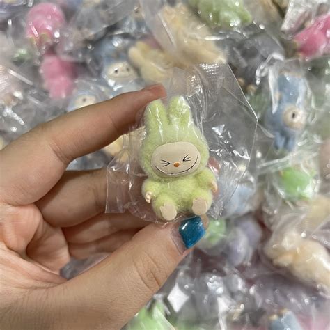 ขายร้อน Mini Labubu V2 ของเล่นตุ๊กตาแอ็คชั่นฟิกเกอร์ Shopee Thailand