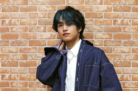 画像】tiktokフォロワー640万人のおおしましゅんが語る、初のフォトエッセイに込めた気持ちと妹愛ーー「変身は探究心に結びつく」」の画像1