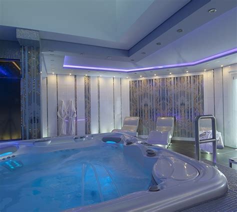 Jakuzzi Wellness Szolgáltatások Arany Bárány Hotel