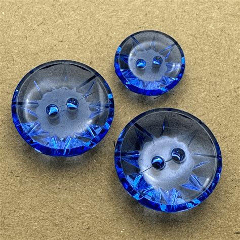 S8193 15mm 89 - Terries Buttons