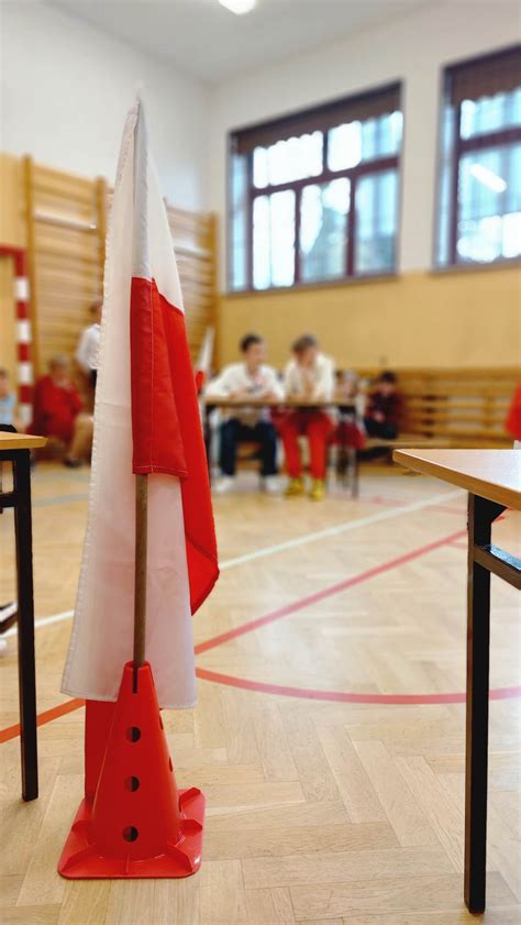 AKADEMIA Z OKAZJI ŚWIĘTA ODZYSKANIA NIEPODLEGŁOŚCI PRZEZ POLSKĘ Szkoła Podstawowa w Bańskiej