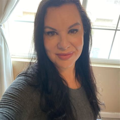 Melissa Romero Mommakoala • Threads Say More