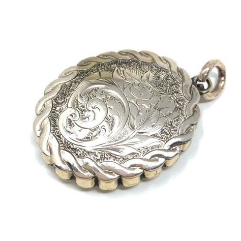 Edwardian Gold Plated Etched Floral Design Locket