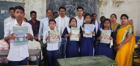शासकीय हाई स्कूल तुमड़ीबहार में हर्षोल्लास के साथ मनाया शाला प्रवेश उत्सव