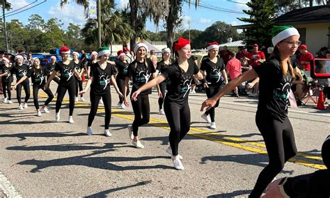 A Marvelous Christmas Parade Hernando Sun