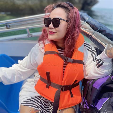 Fragrances Season Usa Product By Phoo ‼️‼️ Sold Out ‼️‼️ ရေ ရေ လည် လည် အော် ဒါ တတ် Sale က