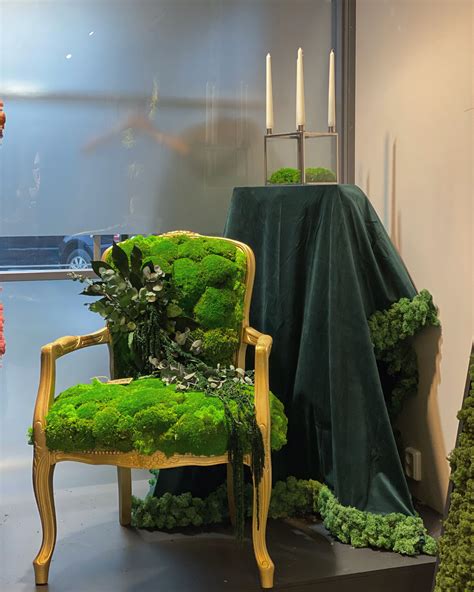 Norsk Mose Brukt Som Dekorasjon I Stol I 2024