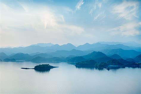 【周末不加价】¥699起2晚 千岛湖畔万豪系避世酒店！全景落地窗景观阳台，一览湖光美景，下午茶、骑行观景，遛娃好去处时尚山水早餐