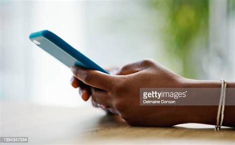 Iphone Side View Photos And Premium High Res Pictures Getty Images