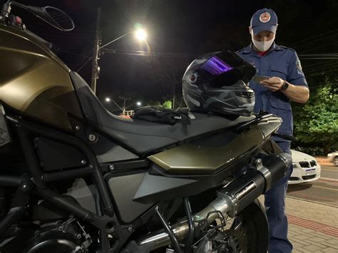 Motoboy fica ferido após colisão entre motocicletas no Oeste de SC