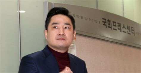 강용석 양치기 소년 되나 문재인 대통령 추태 발언 논란