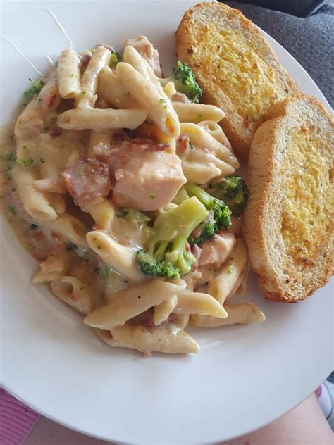 Cheesy Chicken Bacon Broccoli Pasta Bake Slow Cooker Tip