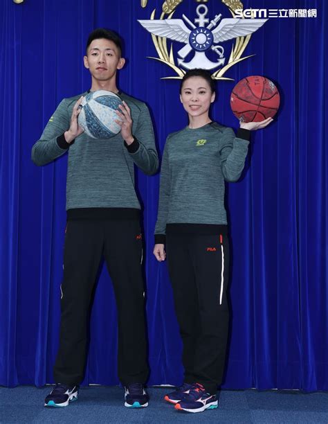 陸軍首次研發推出迷彩灰色女性運動內衣｜娛樂圖輯｜娛樂星聞 Starsetncom