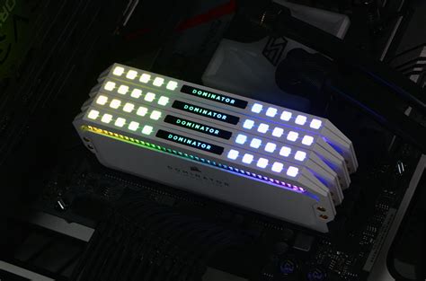 Corsair Dominator Platinum White Rgb Ddr4 4000 Mhz Cl19 4x8 Gb Review