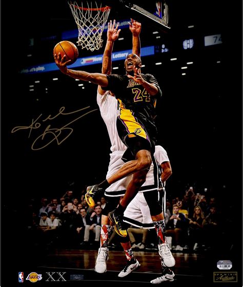 Kobe Bryant Signed Photo Autographed NBA Photos