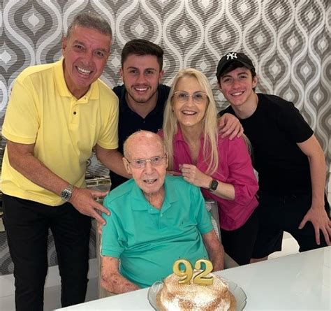 Al M De Campe O Um Pai Exemplar Lembra Filho De Zagallo