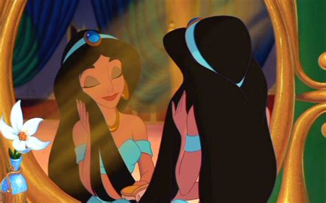 18 Times Disney Princesses Gave Us Unrealistic Hair And Makeup