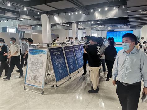 射阳县人民政府 业务工作 就在金秋 “职”面未来 射阳县2022年金秋引才用工专场招聘会成功举办
