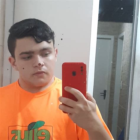 H18 Digam O Que Vocês Acham De Mim E O O Que Eu Posso Melhorar Agradeço Desde Já Todas As Dicas