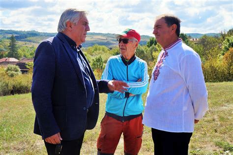 В Ослен Kриводол официално беше открит „Ослен Фест При Извора 2022“ ОБЩИНА МЕЗДРА