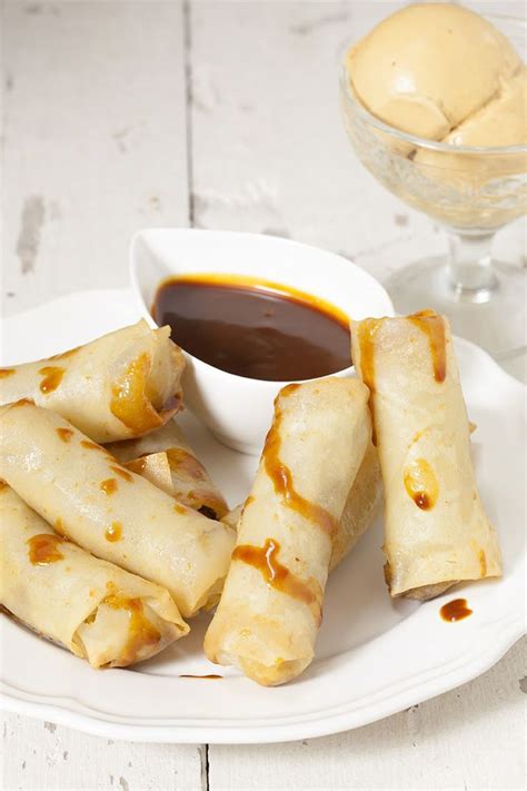 Delicious Banana Lumpia With Caramel Sauce