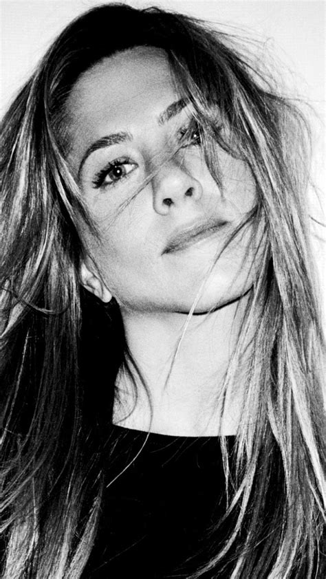 1080x1920 Jennifer Aniston Messy Hair Style Wallpaper Iphone 7 6s 6