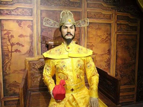 元末起义，明明陈友谅的军力是最强，为何最后称帝的却是朱元璋陈友谅朱元璋起义军新浪新闻
