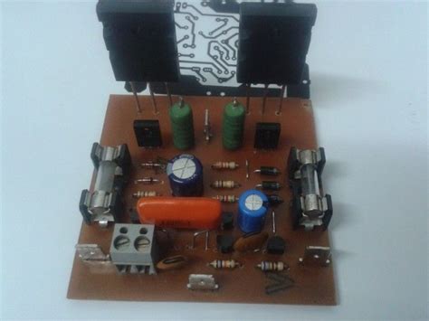 Apresento A Vocês O Mini Strong Um Amplificador Transistorizado De