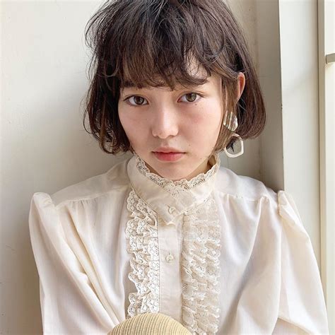 MERY on Twitter ショートヘア はガーリーが難しい 短い髪で似合う大人可愛いお洋服をピックアップ ショートボブ ガーリー ワンピース https t co