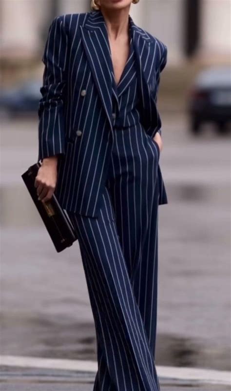Pin Di Carmela Grassi Su Moda Nel 2024 Abiti Per Laurea Vestito Per