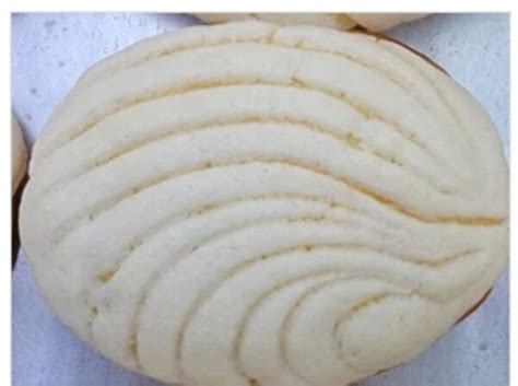 Vanilla Concha Cakes By Bellainc