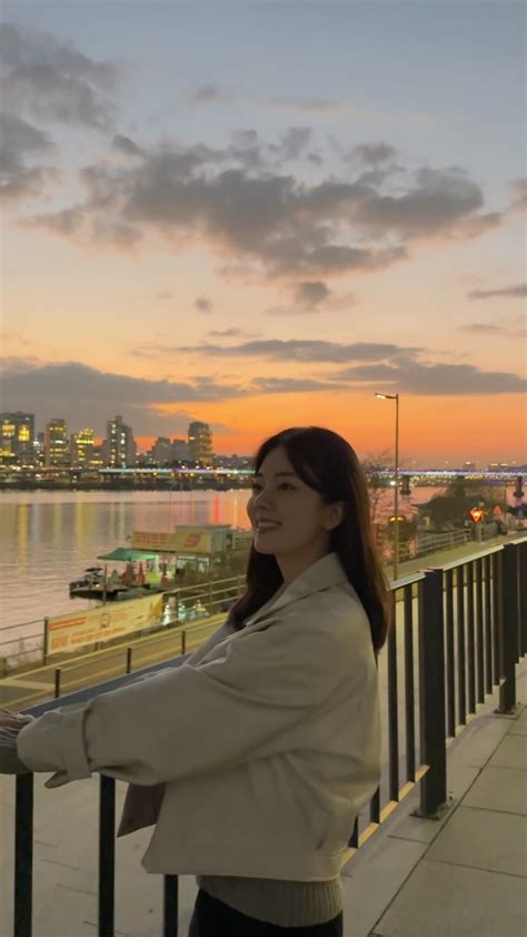 Instagram Video By 설란 • Feb 4 2023 At 1112 Pm
