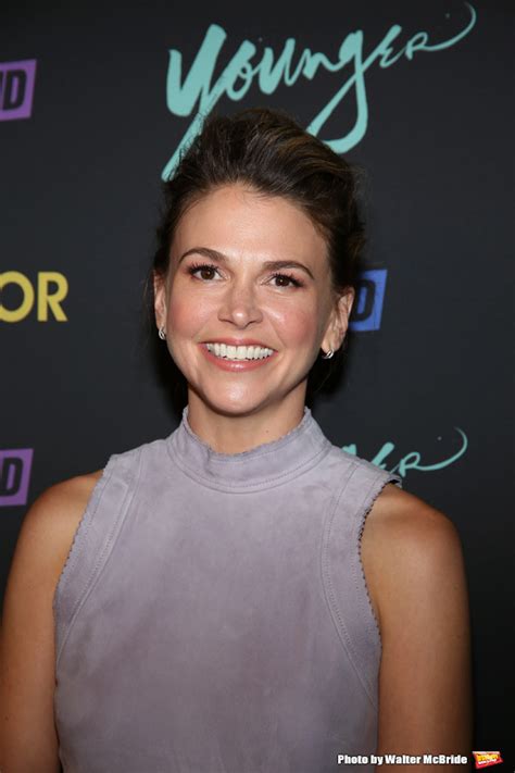 Photos Sutton Foster And More Celebrate Younger Season 3 Premiere