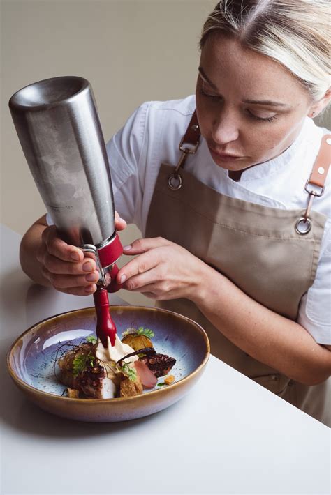 Strat Finestrat Masterchef Claire Hutchings Cuisine